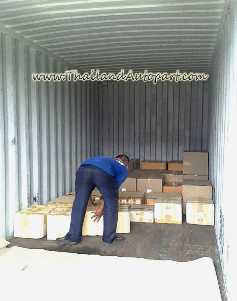 CONTAINER LOADING, CONTAINER STUFFING AT SEA PORT – ThailandAutopart.com